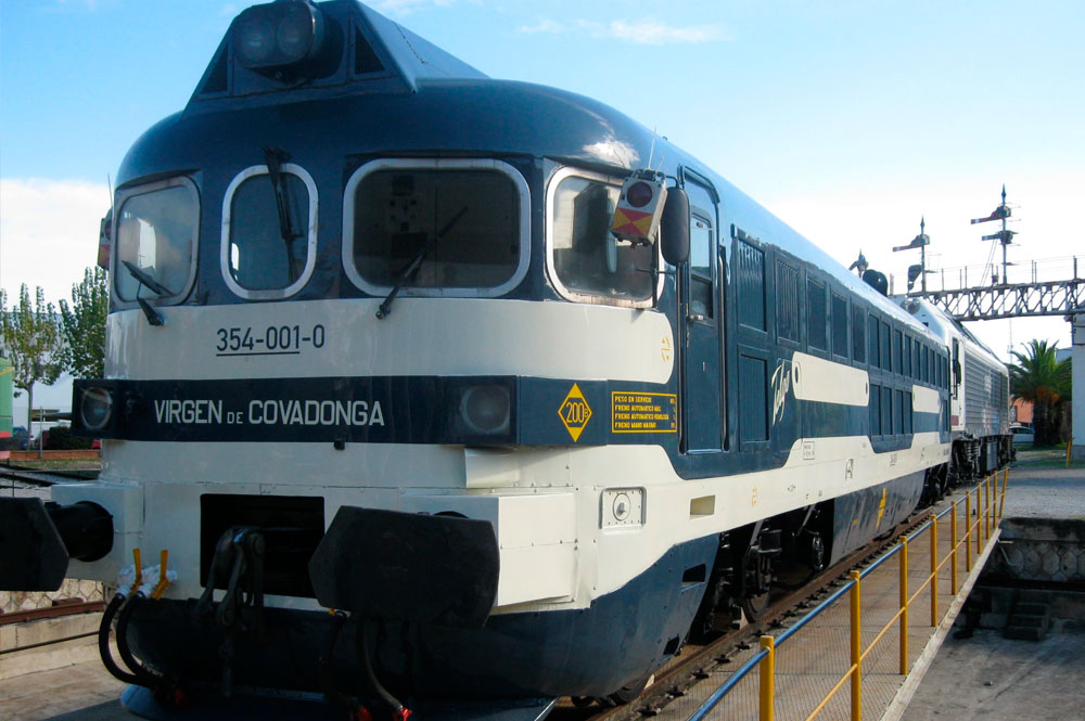 Locomotora Renfe 354-001. Talgo 4000T